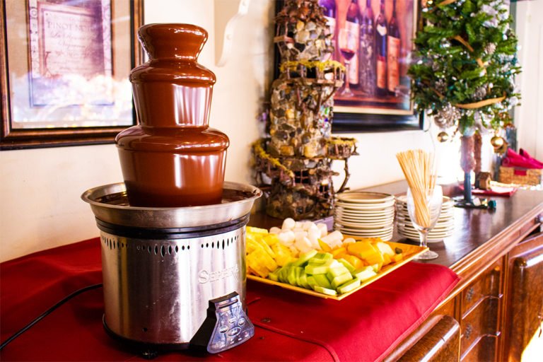 Home | Gateway Sequoia | Lodging | Restaurant | Events | Three Rivers