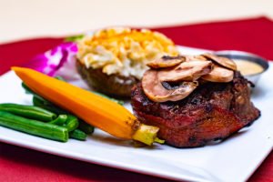 Home | Gateway Sequoia | Lodging | Restaurant | Events | Three Rivers
